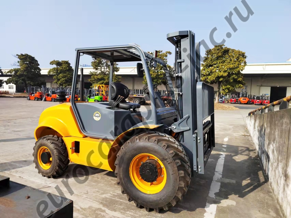 Купить JAC CPCD35 4WD. Внедорожный дизельный вилочный погрузчик